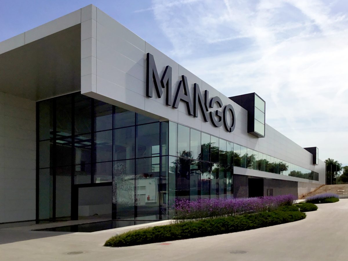 Mango Palau - Workshops Valeriano Monton